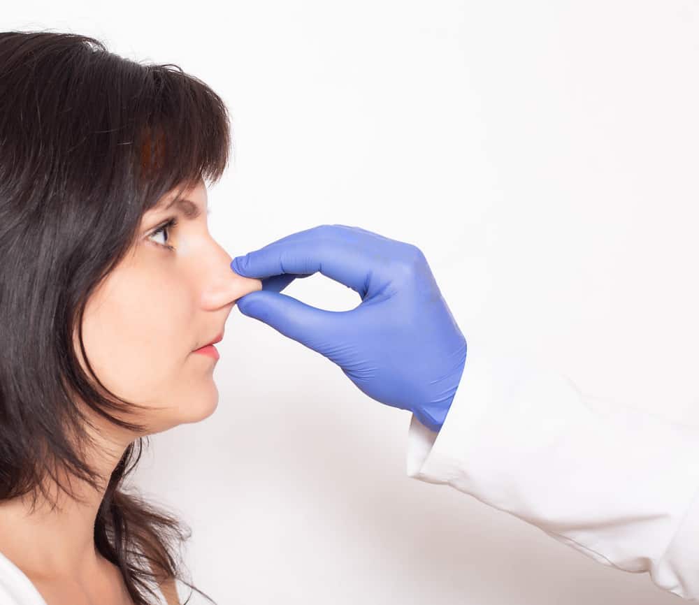 Pollybeak Deformity After Rhinoplasty: Causes and Treatment